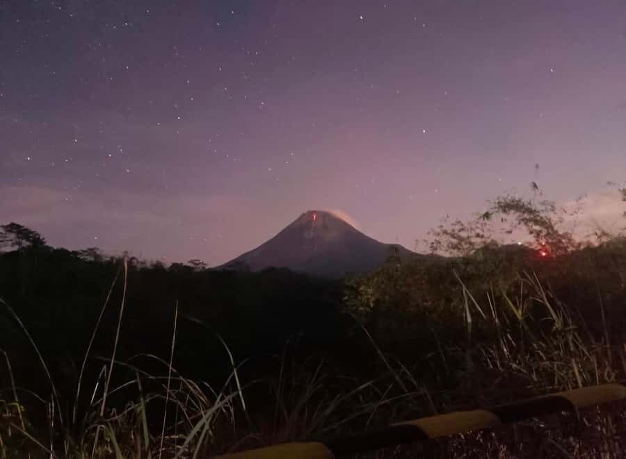 Yogyakarta: Merapi Volcano Night Trip with Lava & Star View - Why This Tour Offers Great Value