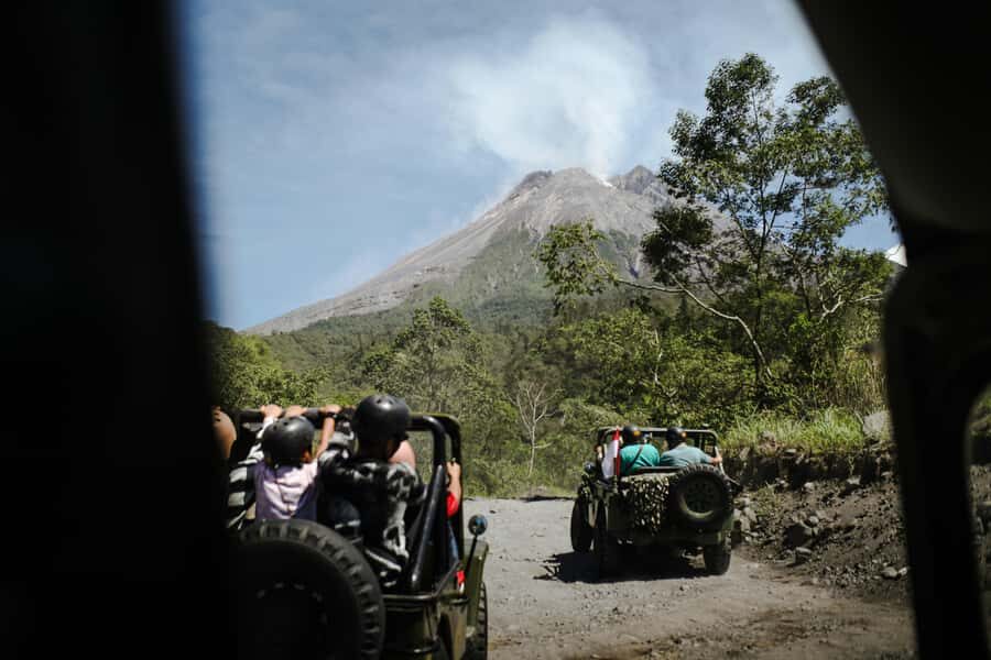 Yogyakarta: Mount Merapi, Goa Pindul & Malioboro Sunset Tour - What to Expect: The Details