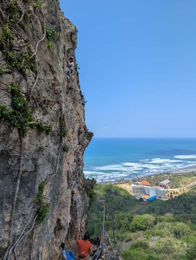 Yogyakarta: Parangtritis Beach Rock Climbing Tour - Why This Tour Is Worth Considering