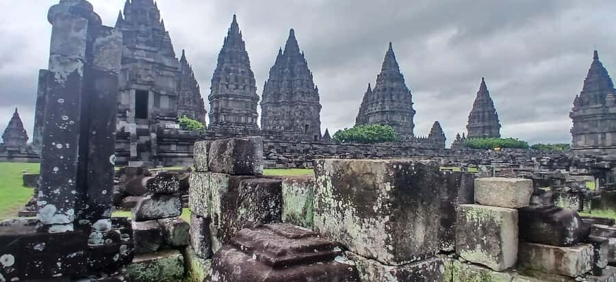 Yogyakarta: Prambanan Temple Guided Tour with Pickup - Analyzing the Value