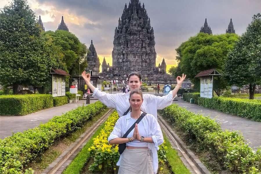 Yogyakarta: Private Custom Women-Only Tour with Female Guide - Who Should Consider This Tour?