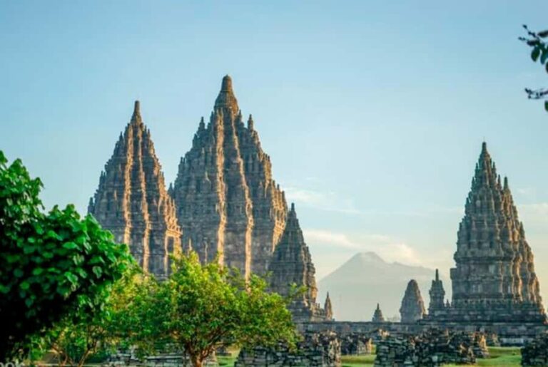 Yogyakarta: Sunrise Inside Borobudur and Prambanan Temples - Who Will Love This Tour?
