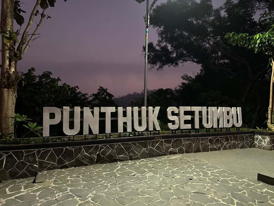 Yogyakarta Sunrise Tour From Punthuk Setumbu Plus Borobudur - The Full Experience: A Deep Dive Into the Tour
