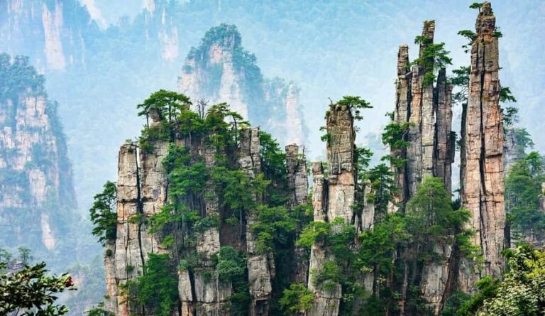 Zhangjiajie 3 Days and 2 Nights Tour - Cultural Insights at Xiangxi and the Junsheng Painting Institute