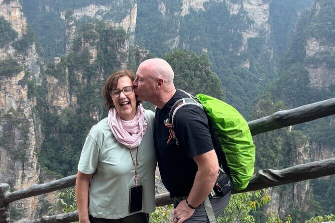Zhangjiajie to Avatar Mountain and Glass Bridge Private Tour - Who Should Consider This Tour?