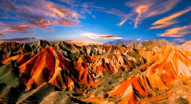 Zhangye: Danxia & Horseshoe Temple Day Trip with Guide - Deep Dive into the Highlights