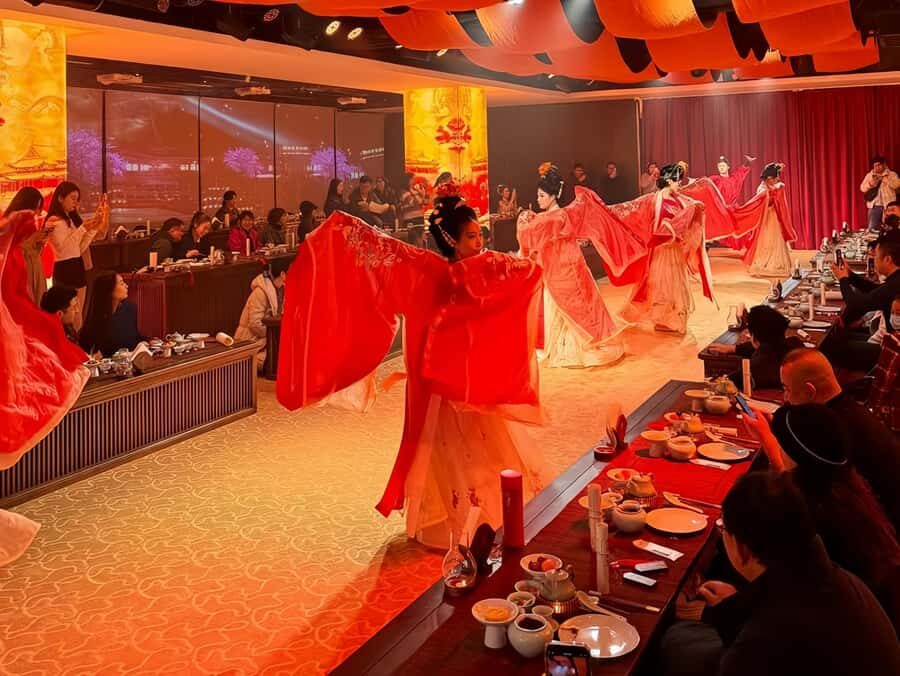 Zhengzhou Datang Opera Feast - What the Reviews Say