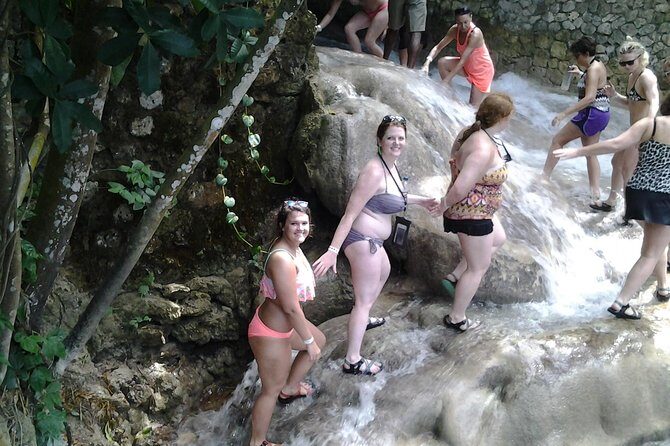 Ziplinig Dunn's River Falls from Montego Bay - An In-Depth Look at the Experience