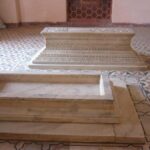 Agra: Akbars Tomb Guided Tour with Transfers & Guide - The Value of This Experience