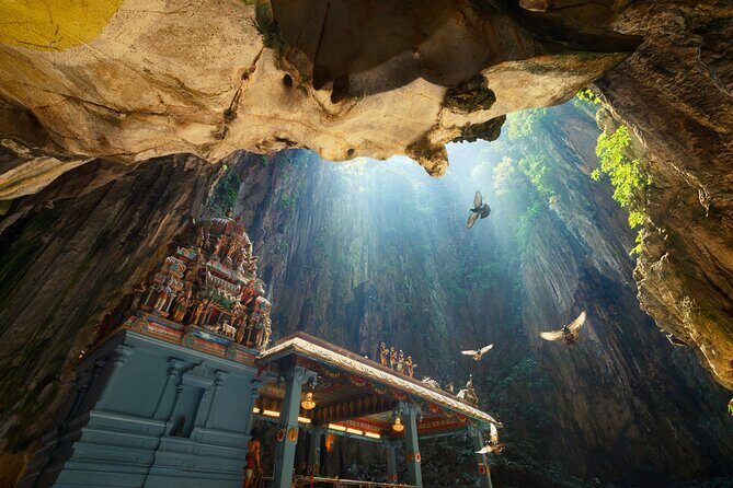 Batu Caves & Half-Day Cultural Blend in Kuala Lumpur Group Tour - Who Is This Tour Best For?