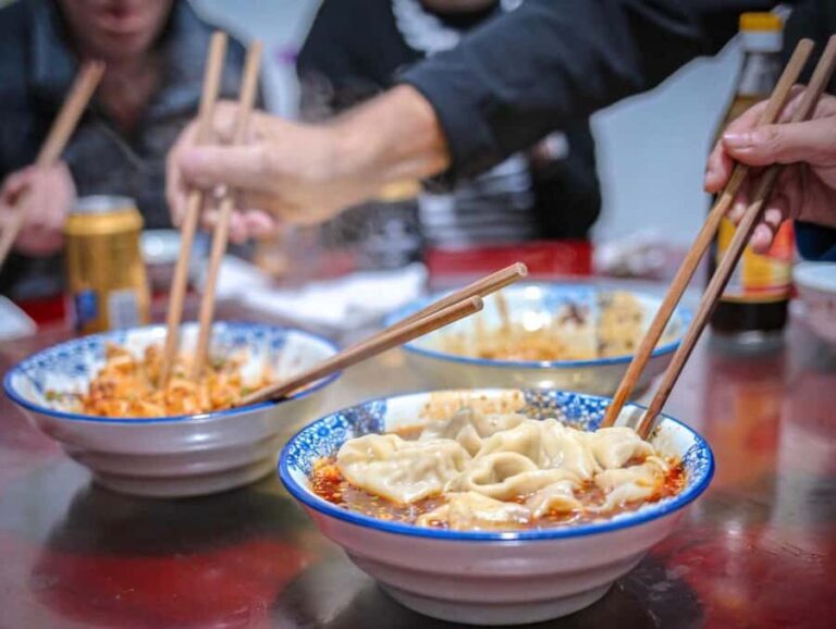 Chengdu Evening Food Tour - Key Points