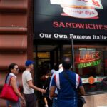 Chicago Loop Food Walk: Pizza, Dogs & Local Flavor - FAQs