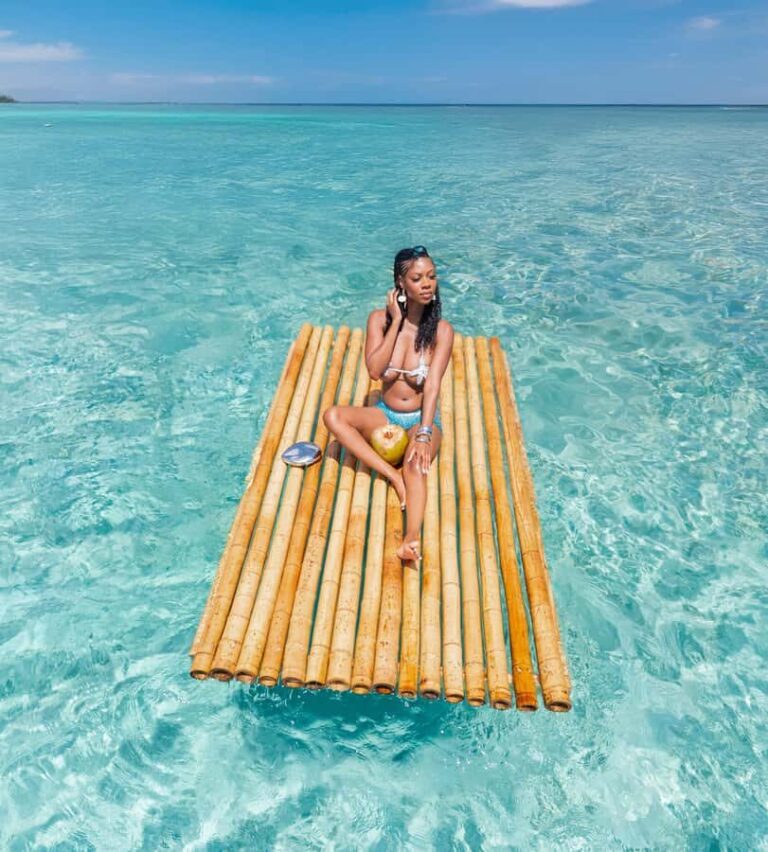 Curaçao: Bamboo Photoshoot with Cocktails - Who is This Experience Best For?