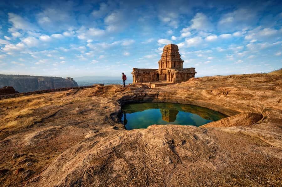 Exploring Badami Wonders: Guided Day Trip with Hotel Pickup - Exploring the Rock-Cut Temples
