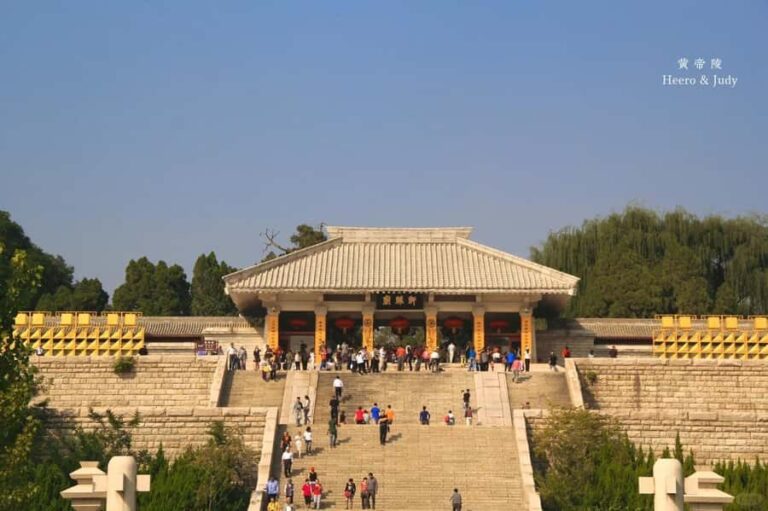 From Xi'an: Hukou Waterfall & Huangdi Mausoleum 1-Day Tour - Detailed Breakdown: The Journey in Depth