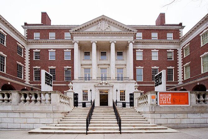 Gossip Girl Uptown Filming Locations Tour in a Vintage Car - What Travelers Are Saying and Why It Matters