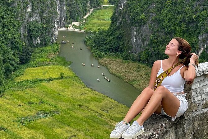 Hanoi: Luxury Private Tour to Trang An, Bich Dong & Mua Caves - Cycling Through Villages and Rice Fields