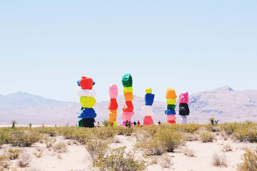 Las Vegas: Death Valley Seven Magic Mountain & Welcome Sign - What Sets This Tour Apart?