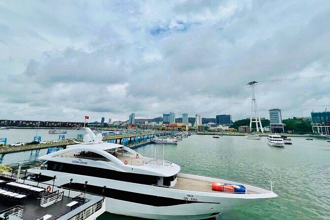 Leona Cruise Ha Long 5 Star Day Ship with Jacuzzi and Lunch - Detailed Breakdown of the Itinerary