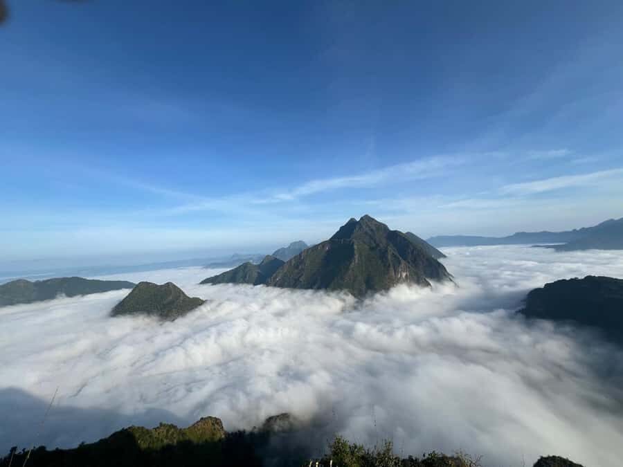 Luangprabang: Nong khiaw 2day 1 night camping NongKhiaw peak - What to Expect from the Experience