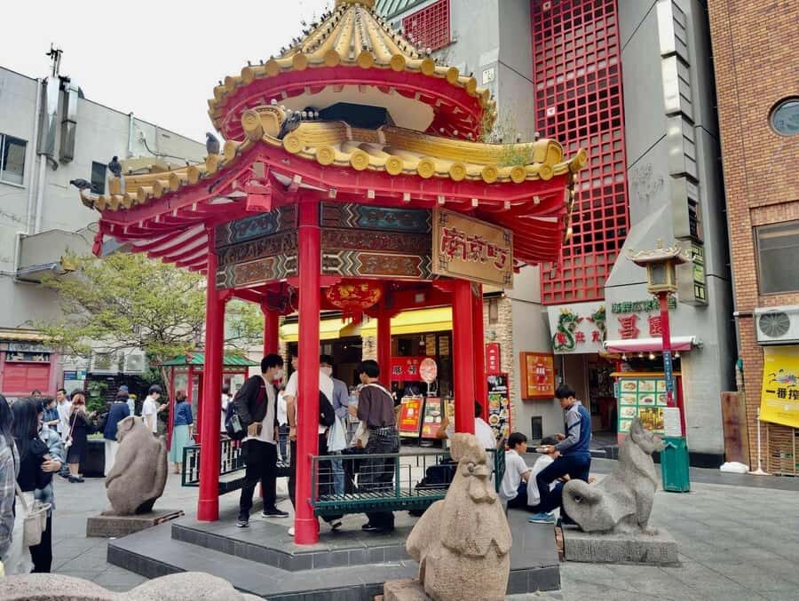 Osaka: Kobe & Himeji Day Trip with English-Speaking Driver - Who Is This Tour Best For?