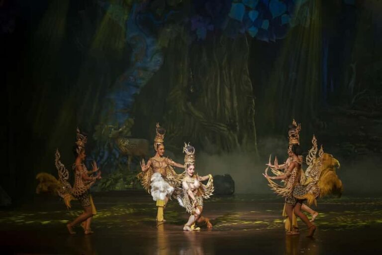 Pattaya: Alcazar Cabaret Show VIP Seat with Private Transfer - A Practical Look at the Experience