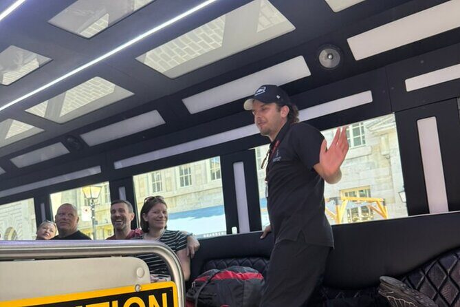 Private Corporate Party Bus Tour of Montréal - The Value and Who It Suits