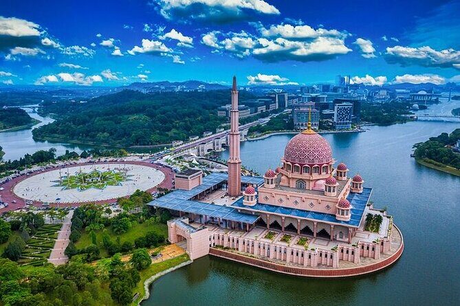 Putrajaya Pink Mosque and Blue Mosque Shah Alam Day Tour - Practical Value and Who Should Consider This Tour