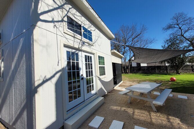 Sensory Touch Relaxation Similar to a Massage for ladies - Who Will Love This Experience?