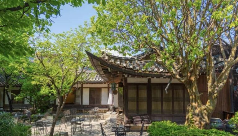 Seoul: Insadong & Jogye Temple Cultural Guided Walking Tour - A detailed look at what to expect