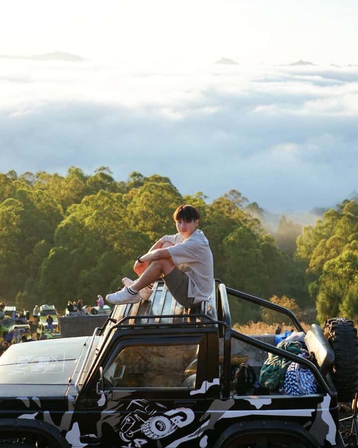 sunrise jeep tour with photographer - Why This Tour Stands Out