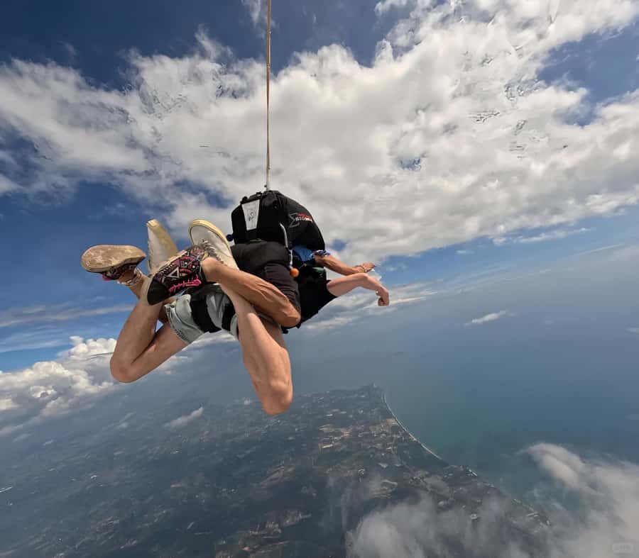 Thailand: Tandem Skydive Over Bangkok & Pattaya Adventures - What Makes This Skydiving Tour Stand Out