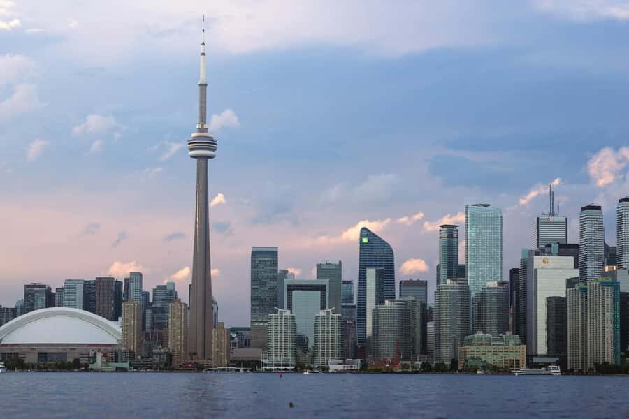 Toronto: Stopover city tour with transfers. - The Logistics: How It Works