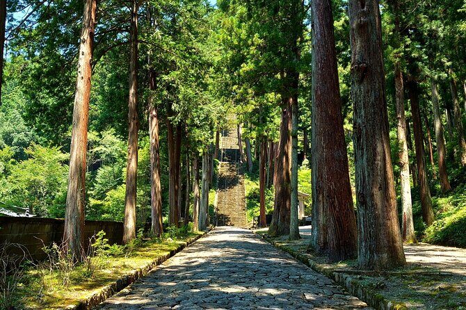 Yamanashi: Minobusan, Japans Sacred Mountain of Faith - What Travelers Say