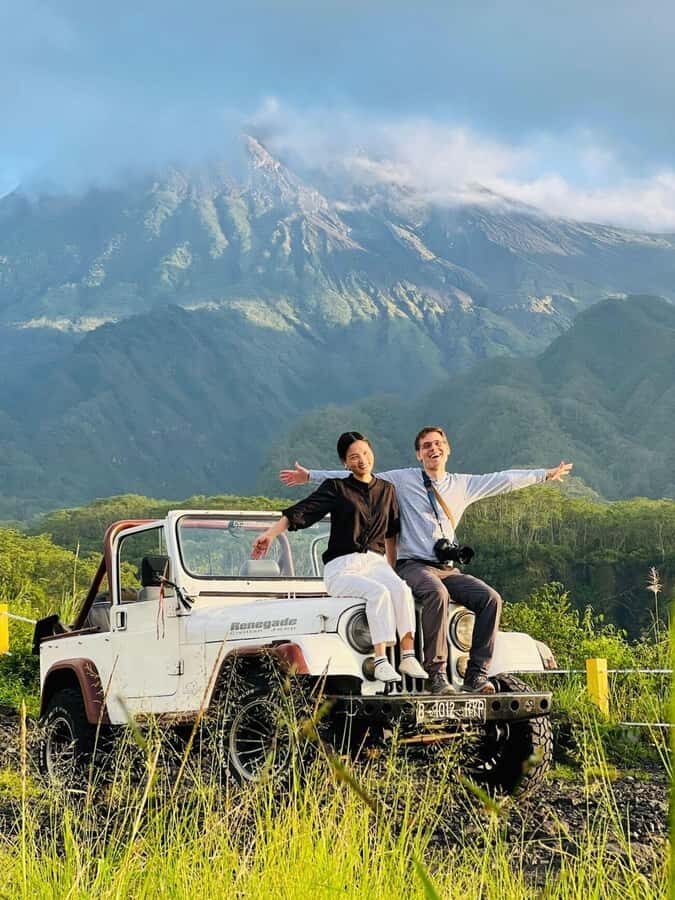 Yogyakarta: Mount Merapi Sunrise Jeep Tour - Riding into the Volcano: The Jeep Ride (30 Minutes)