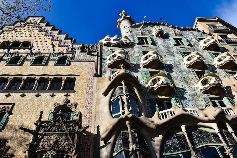 Casa Batlló facade with Gaudí's tiled design