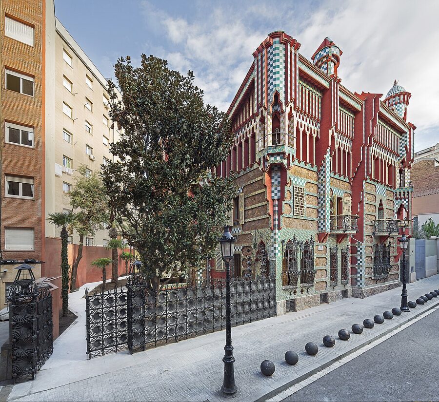 Casa Vicens exterior 2017 restored