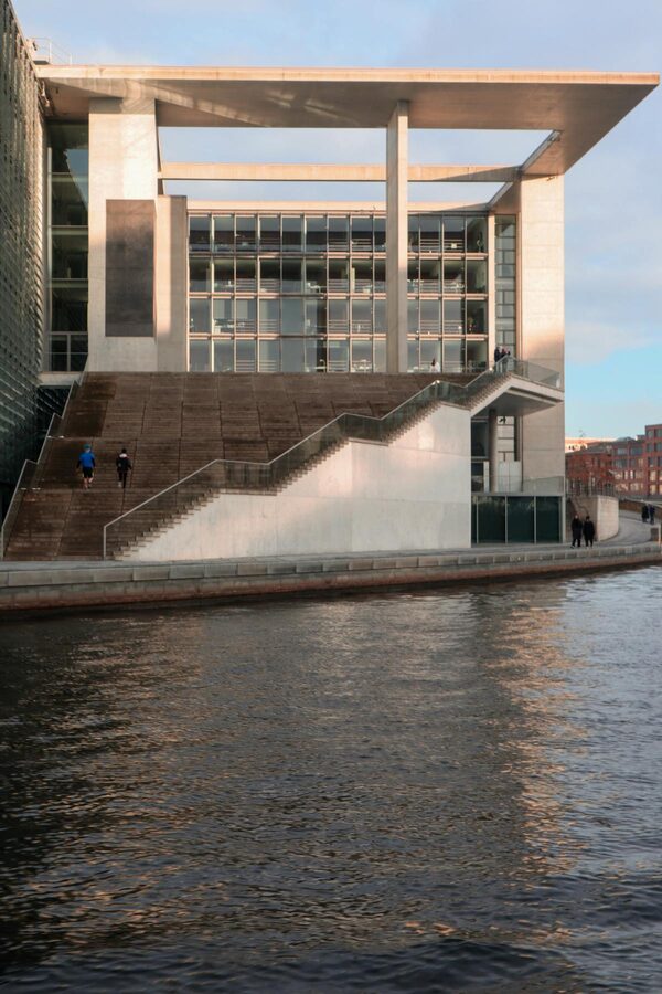 Modern architectural view of government building along the Spree River in Berlin