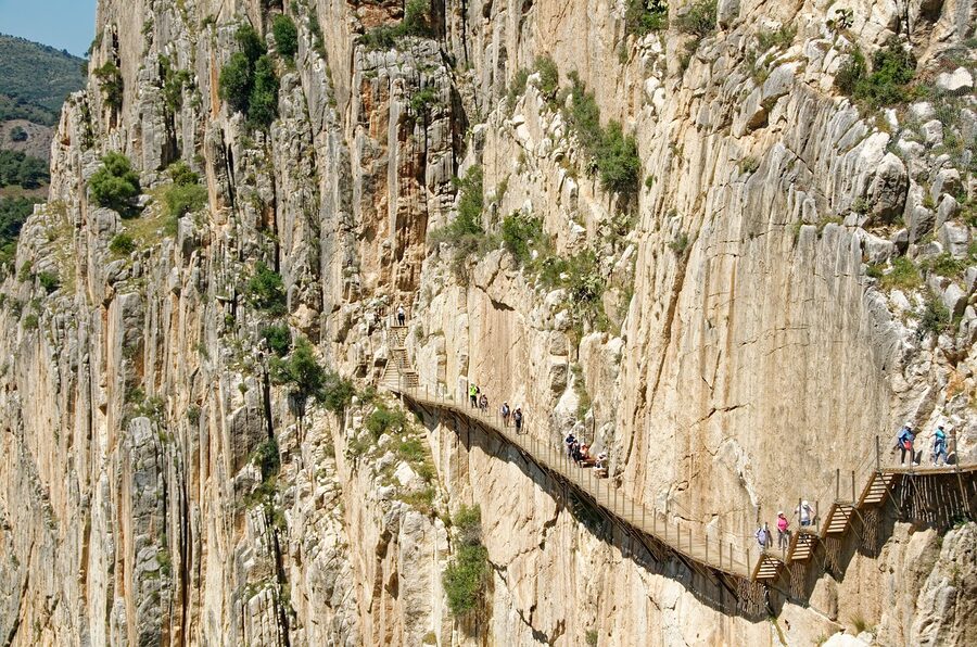 Wide view of the El Chorro gorge surrounding the Caminito del Rey