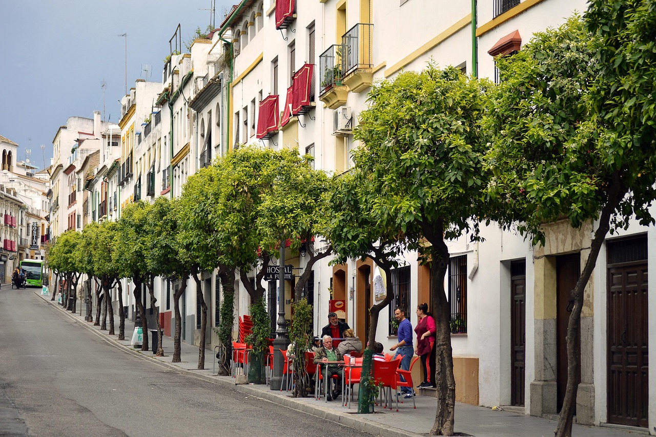 Córdoba white streets