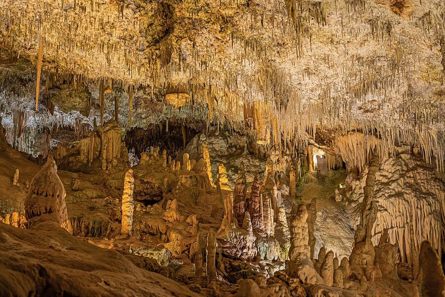 Cave column formations at Coves dels Hams