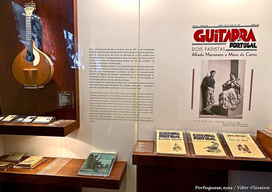 Fado instruments and artefacts at the Fado Museum