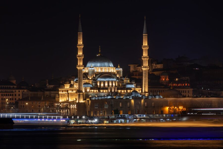 Blue Mosque illuminated at night in Istanbul