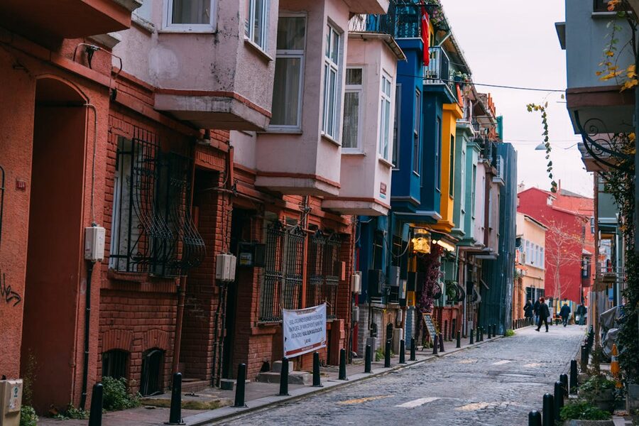 istanbul fener balat colorful street 1