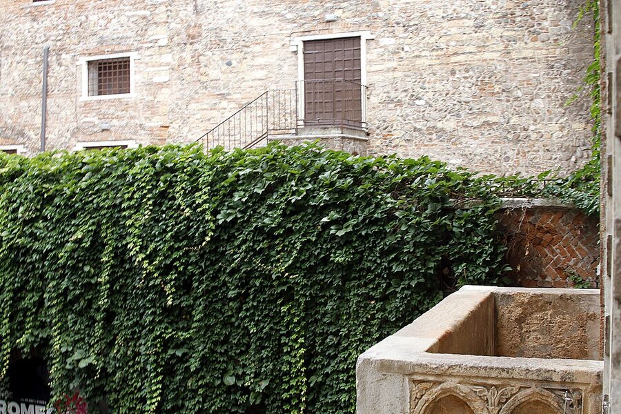 Juliet's balcony at Juliet's House in Verona