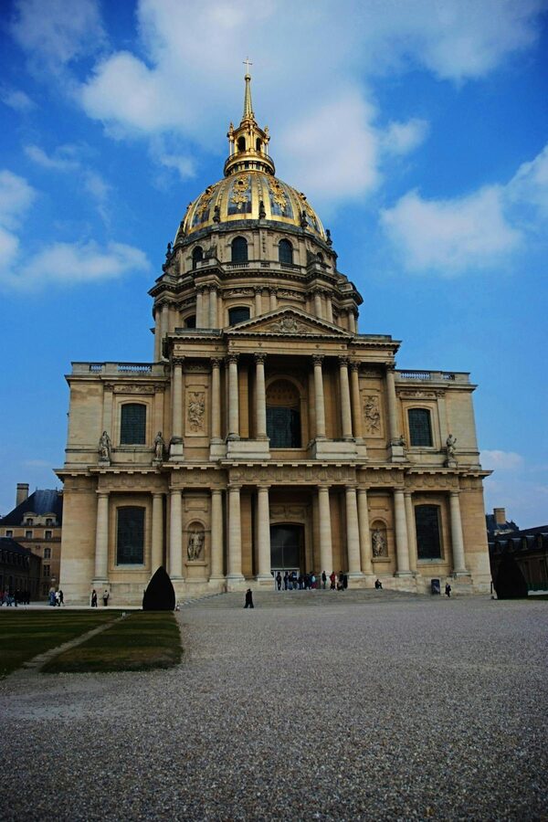 Front view of Les Invalides showing grand architecture