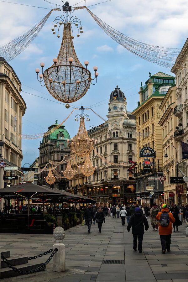 Vienna street architecture detail