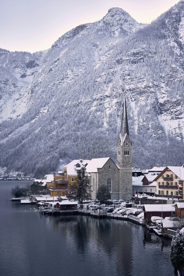 Hallstatt winter snow village Austria