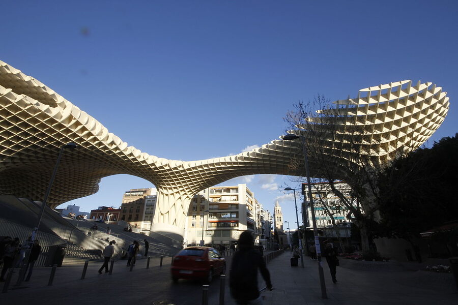 Setas de Sevilla rooftop walkway view