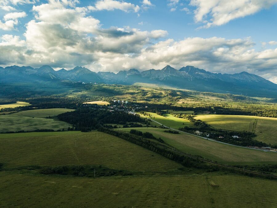 Mountain ridge with dramatic clouds and peaks